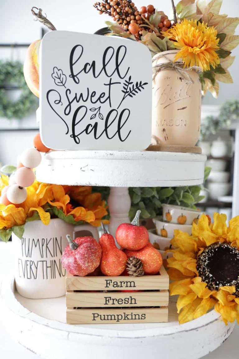 103 Fall Decor Ideas For The Home: Fall-Themed Decorations