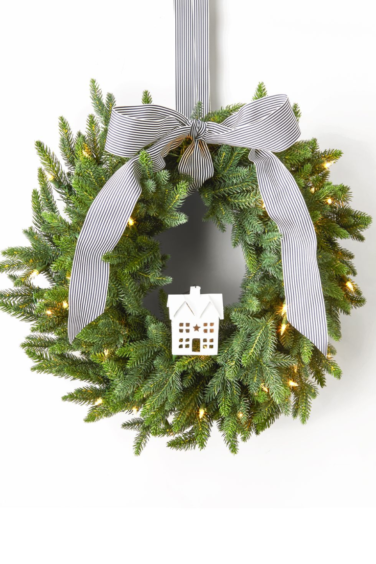 101 Christmas Wreaths Ideas To Add Festive Style To Your Front Door