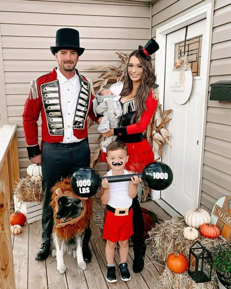 50 Family Halloween Costumes For Family Of 5