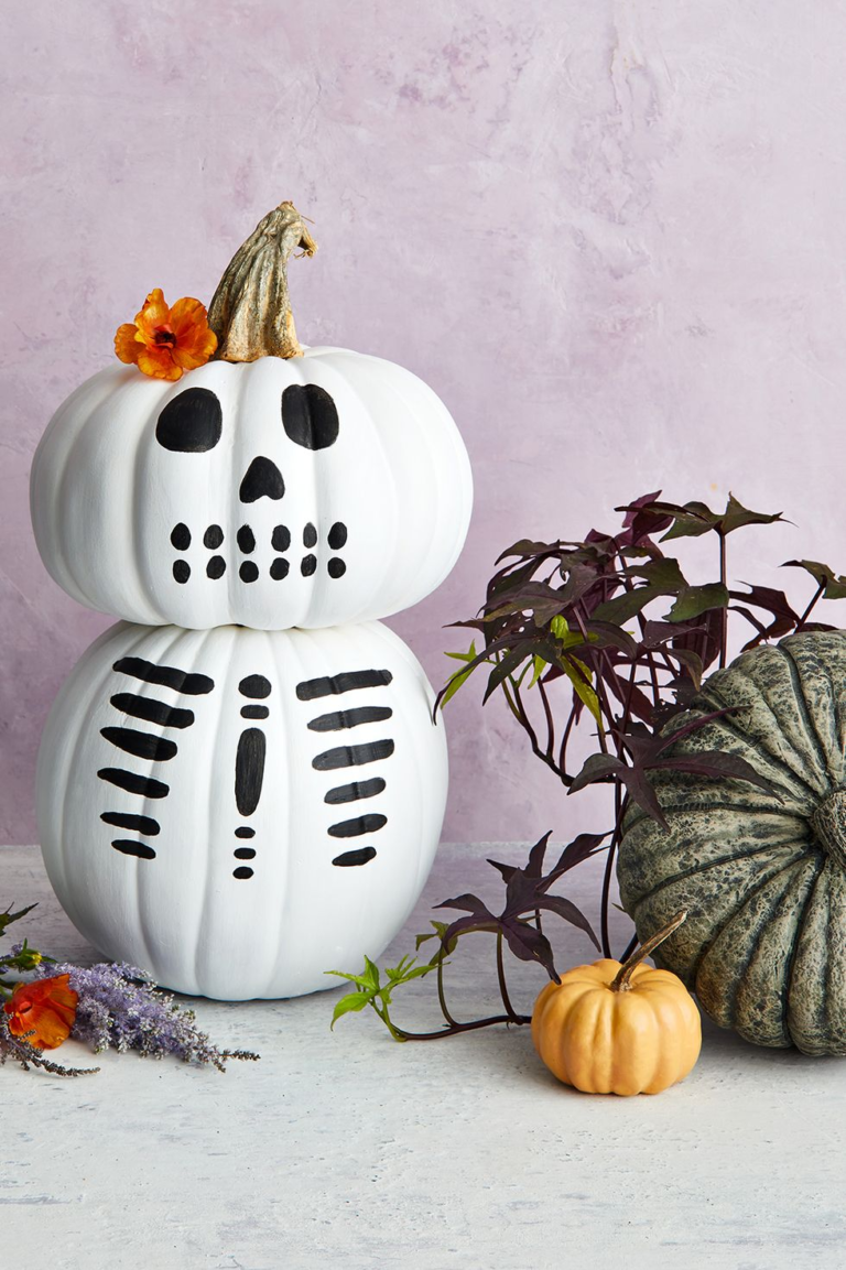 30 Spooky Pumpkin Painting Ideas For Halloween