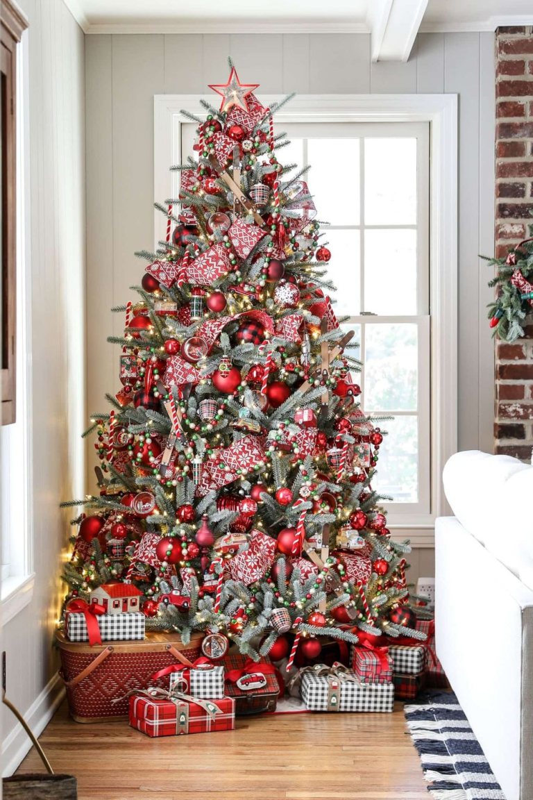 150 Modern Christmas Trees Decor Ideas