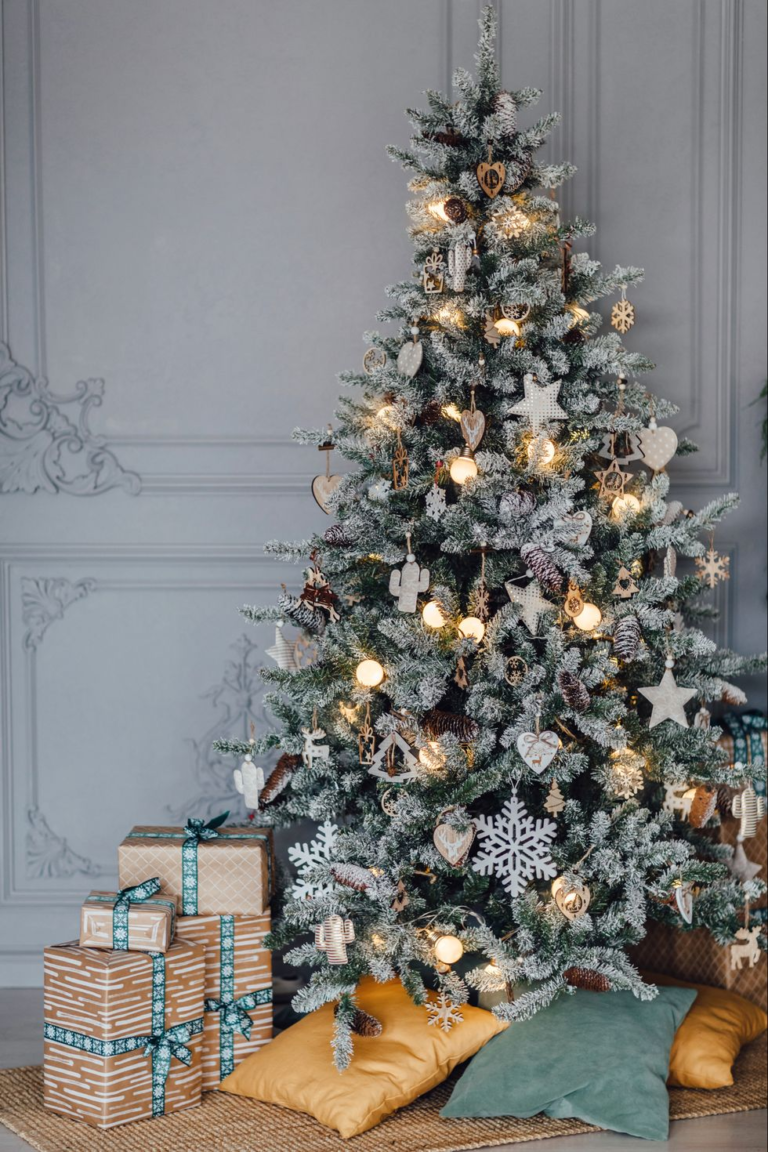 150 Modern Christmas Trees Decor Ideas